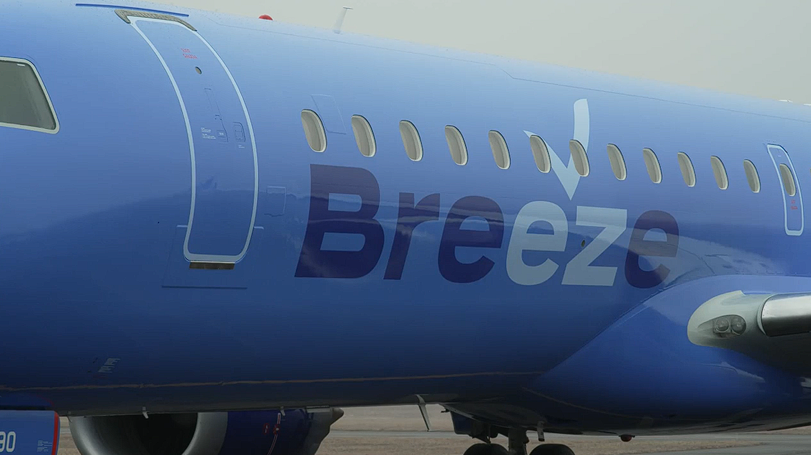 Breeze Airways announces new Redmond flights to Burbank, Las Vegas and ...